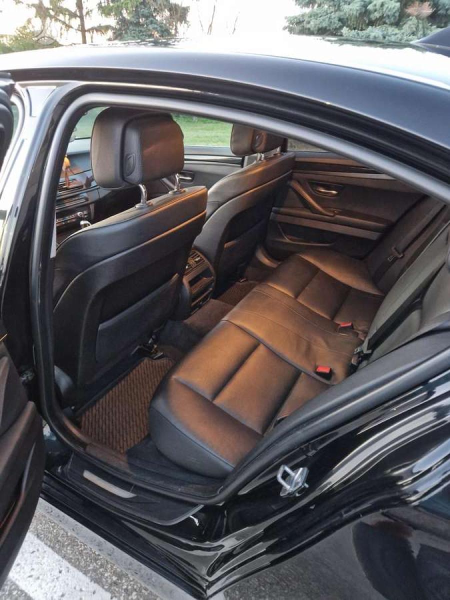 Black BMW 520 2011 in Marijampole, with an engine capacity of 2.00 L and mileage of 349 thousand km for 7300 €, photo 8 on AUTOMOTO.COM.LV