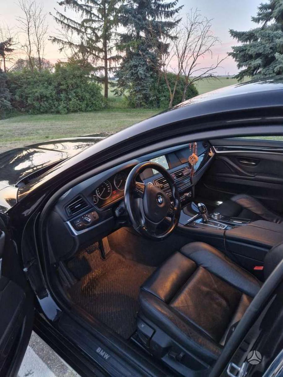 Black BMW 520 2011 in Marijampole, with an engine capacity of 2.00 L and mileage of 349 thousand km for 7300 €, photo 9 on AUTOMOTO.COM.LV