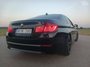 Melns BMW 520 2011 Viļņa, ar dzinēja tilpumu 2.00 L un nobraukumu 395 tūkst. km par 7400 €, foto 7 vietnē AUTOMOTO.COM.LV