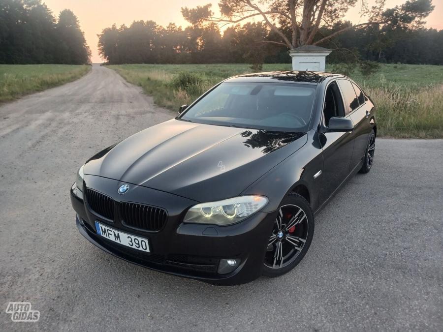 Melns BMW 520 2011 Viļņa, ar dzinēja tilpumu 2.00 L un nobraukumu 395 tūkst. km par 7400 €, foto 9 vietnē AUTOMOTO.COM.LV