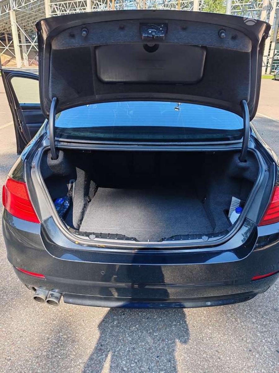 Melns BMW 520 2011 Druskininkai, ar dzinēja tilpumu 2.00 L un nobraukumu 276 tūkst. km par 8999 €, foto 18 vietnē AUTOMOTO.COM.LV