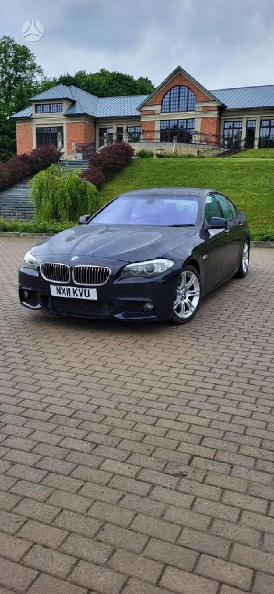 Black BMW 520 2011 in Vilnius, with an engine capacity of 2.00 L and mileage of 233 thousand km for 3900 €, photo 1 on AUTOMOTO.COM.LV
