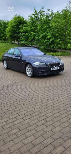 Black BMW 520 2011 in Vilnius, with an engine capacity of 2.00 L and mileage of 233 thousand km for 3900 €, photo 4 on AUTOMOTO.COM.LV