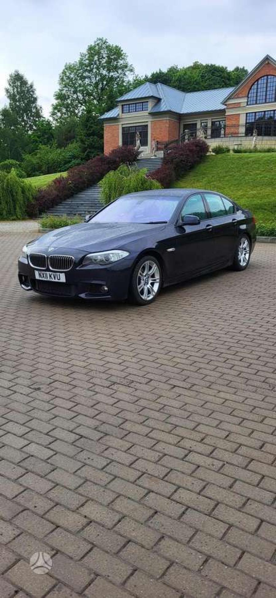 Black BMW 520 2011 in Vilnius, with an engine capacity of 2.00 L and mileage of 233 thousand km for 3900 €, photo 5 on AUTOMOTO.COM.LV
