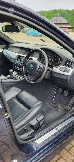 Black BMW 520 2011 in Vilnius, with an engine capacity of 2.00 L and mileage of 233 thousand km for 3900 €, photo 12 on AUTOMOTO.COM.LV
