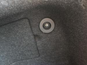 Black BMW 520 2011 in Kaunas, with an engine capacity of 2.00 L and mileage of 262 thousand km for 7700 €, photo 15 on AUTOMOTO.COM.LV