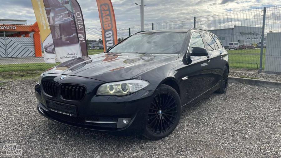 Melns BMW 520 2011 Marijampole, ar dzinēja tilpumu 2.00 L un nobraukumu 330 tūkst. km par 6990 €, foto 6 vietnē AUTOMOTO.COM.LV