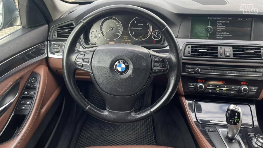 Melns BMW 520 2011 Marijampole, ar dzinēja tilpumu 2.00 L un nobraukumu 330 tūkst. km par 6990 €, foto 15 vietnē AUTOMOTO.COM.LV