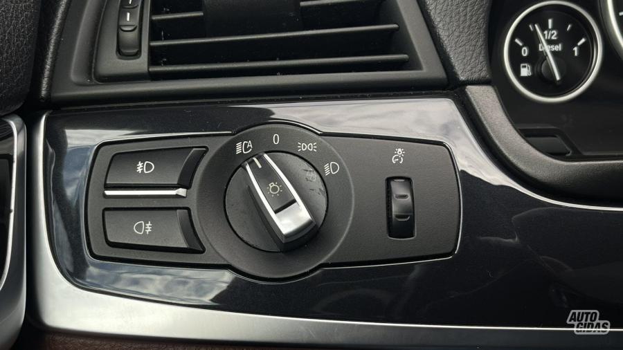 Melns BMW 520 2011 Marijampole, ar dzinēja tilpumu 2.00 L un nobraukumu 330 tūkst. km par 6990 €, foto 26 vietnē AUTOMOTO.COM.LV