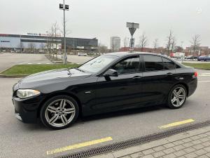 Black BMW 520 2012 in Klaipeda, with an engine capacity of 2.00 L and mileage of 290 thousand km for 9000 €, photo 5 on AUTOMOTO.COM.LV