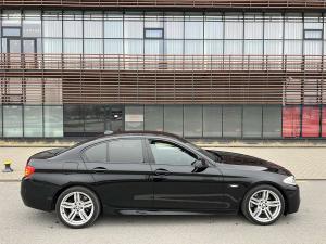 Black BMW 520 2012 in Klaipeda, with an engine capacity of 2.00 L and mileage of 290 thousand km for 9000 €, photo 14 on AUTOMOTO.COM.LV