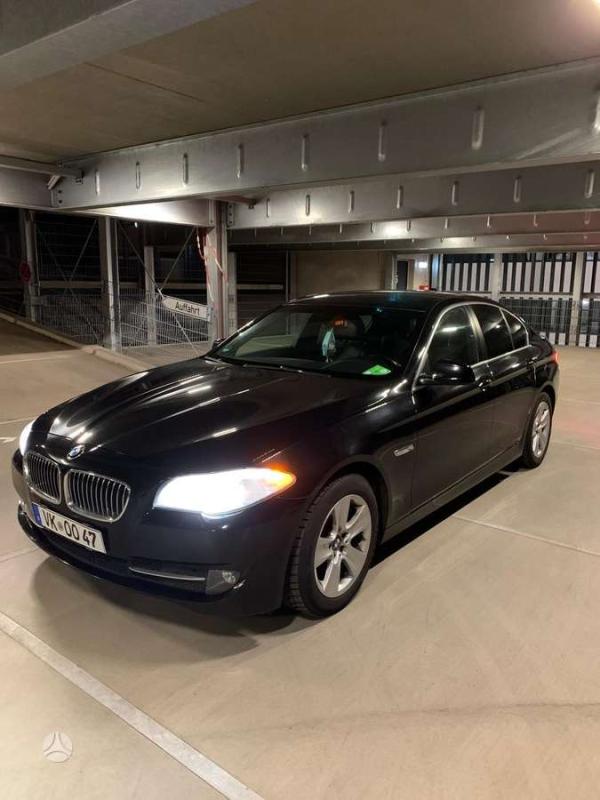 Melns BMW 520 2012 Kauņa, ar dzinēja tilpumu 2.00 L un nobraukumu 310 tūkst. km par 10450 €, foto 6 vietnē AUTOMOTO.COM.LV