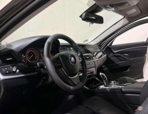 Black BMW 520 2012 in Klaipeda, with an engine capacity of 2.00 L and mileage of 282 thousand km for 8999 €, photo 11 on AUTOMOTO.COM.LV