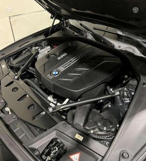 Black BMW 520 2012 in Klaipeda, with an engine capacity of 2.00 L and mileage of 282 thousand km for 8999 €, photo 14 on AUTOMOTO.COM.LV