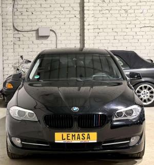 Black BMW 520 2012 in Klaipeda, with an engine capacity of 2.00 L and mileage of 282 thousand km for 8999 €, photo 15 on AUTOMOTO.COM.LV