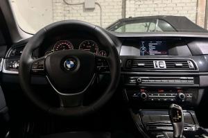 Black BMW 520 2012 in Klaipeda, with an engine capacity of 2.00 L and mileage of 282 thousand km for 8999 €, photo 23 on AUTOMOTO.COM.LV