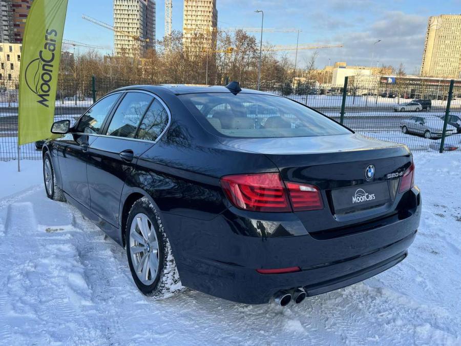 Melns BMW 520 2012 Viļņa, ar dzinēja tilpumu 2.00 L un nobraukumu 384 tūkst. km par 7300 €, foto 8 vietnē AUTOMOTO.COM.LV