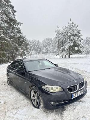 Melns BMW 520 2012 Varėna, ar dzinēja tilpumu 2.00 L un nobraukumu 335 tūkst. km par 8000 €, foto  vietnē AUTOMOTO.COM.LV