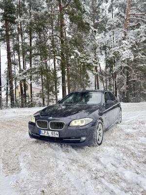 Black BMW 520 2012 in Varena, with an engine capacity of 2.00 L and mileage of 335 thousand km for 8000 €, photo 2 on AUTOMOTO.COM.LV