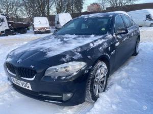 Black BMW 520 2012 in Kaunas, with an engine capacity of 2.00 L and mileage of 207 thousand km for 2650 €, photo  on AUTOMOTO.COM.LV