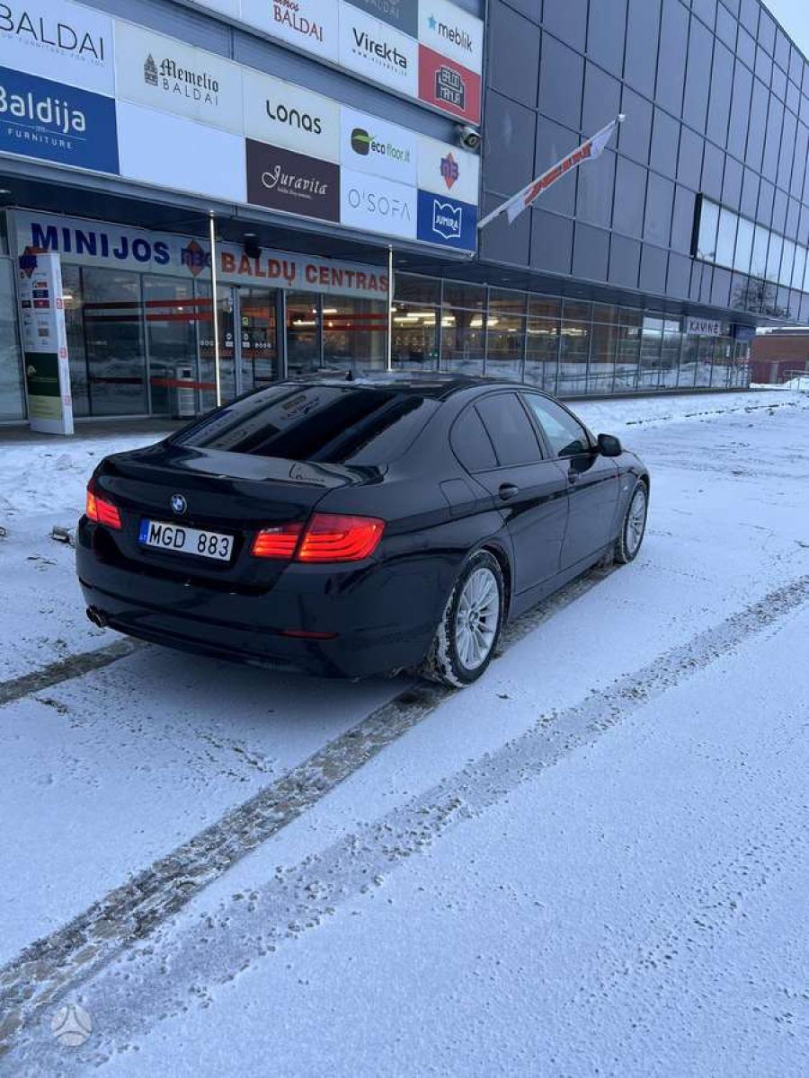 Melns BMW 520 2012 Klaipėda, ar dzinēja tilpumu 2.00 L un nobraukumu 217 tūkst. km par 7400 €, foto 3 vietnē AUTOMOTO.COM.LV