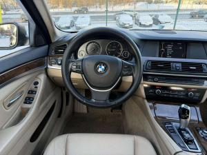 Melns BMW 520 2012 Viļņa, ar dzinēja tilpumu 2.00 L un nobraukumu 384 tūkst. km par 6900 €, foto 19 vietnē AUTOMOTO.COM.LV
