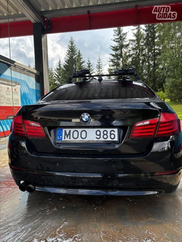 Melns BMW 520 2012 Viļņa, ar dzinēja tilpumu 2.00 L un nobraukumu 230 tūkst. km par 10000 €, foto 10 vietnē AUTOMOTO.COM.LV