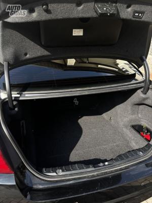 Black BMW 520 2012 in Vilnius, with an engine capacity of 2.00 L and mileage of 230 thousand km for 10000 €, photo 13 on AUTOMOTO.COM.LV