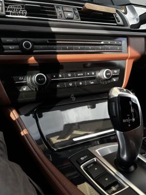 Black BMW 520 2012 in Vilnius, with an engine capacity of 2.00 L and mileage of 230 thousand km for 10000 €, photo 18 on AUTOMOTO.COM.LV