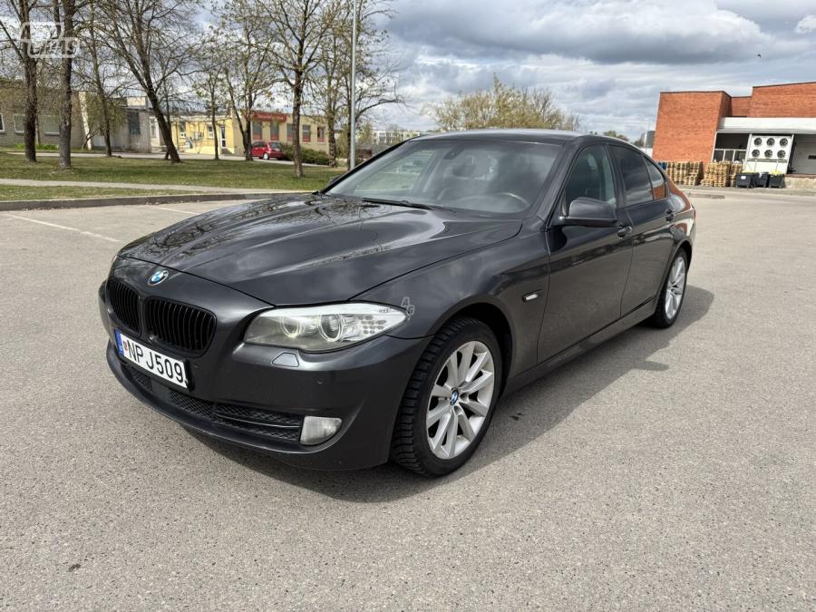 Черный БМВ 520 2012 в Ионава, объемом двигателя 2.00 л и пробегом 420 тыс. км за 6599 €, фото 4 на AUTOMOTO.COM.LV