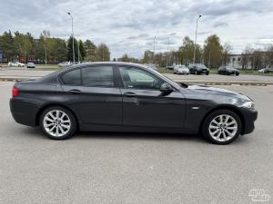 Черный БМВ 520 2012 в Ионава, объемом двигателя 2.00 л и пробегом 420 тыс. км за 6599 €, фото 5 на AUTOMOTO.COM.LV