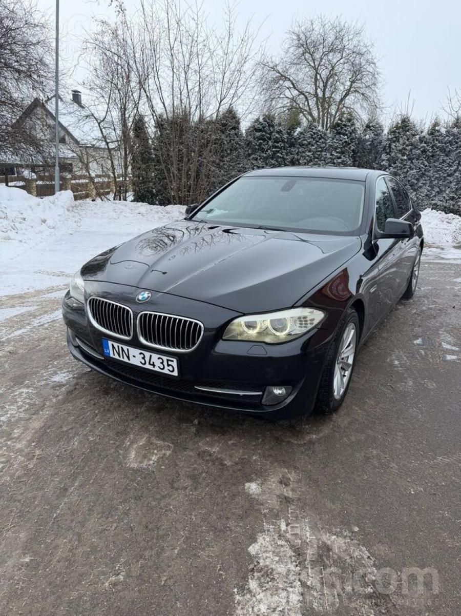 Melns BMW 520 2012 Bauska, ar dzinēja tilpumu 2.00 L un nobraukumu 302 tūkst. km par 10300 €, foto 6 vietnē AUTOMOTO.COM.LV