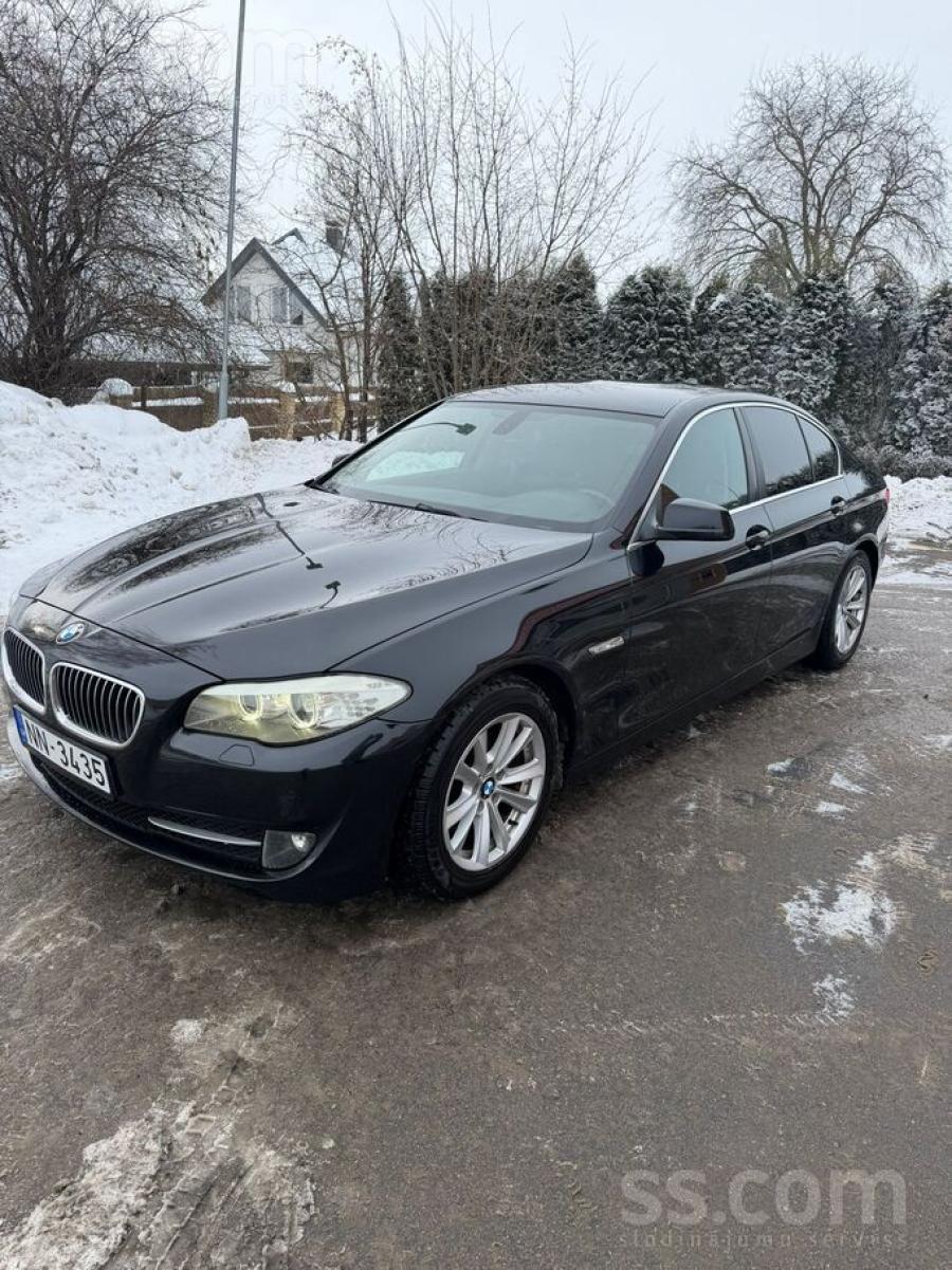Melns BMW 520 2012 Bauska, ar dzinēja tilpumu 2.00 L un nobraukumu 302 tūkst. km par 10300 €, foto 7 vietnē AUTOMOTO.COM.LV