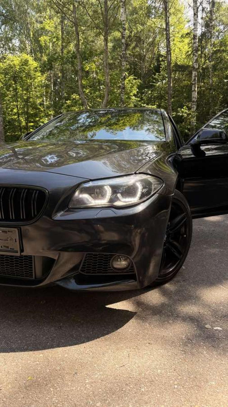 Black BMW 520 2012 in Alytus, with an engine capacity of 2.00 L and mileage of 273 thousand km for 10500 €, photo 3 on AUTOMOTO.COM.LV