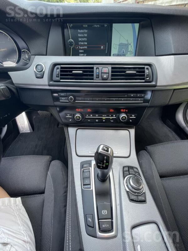Melns BMW 520 2012 Bauska, ar dzinēja tilpumu 2.00 L un nobraukumu 252 tūkst. km par 12800 €, foto 9 vietnē AUTOMOTO.COM.LV