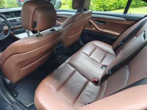 Black BMW 520 2012 in Marijampole, with an engine capacity of 2.00 L and mileage of 280 thousand km for 7999 €, photo 9 on AUTOMOTO.COM.LV