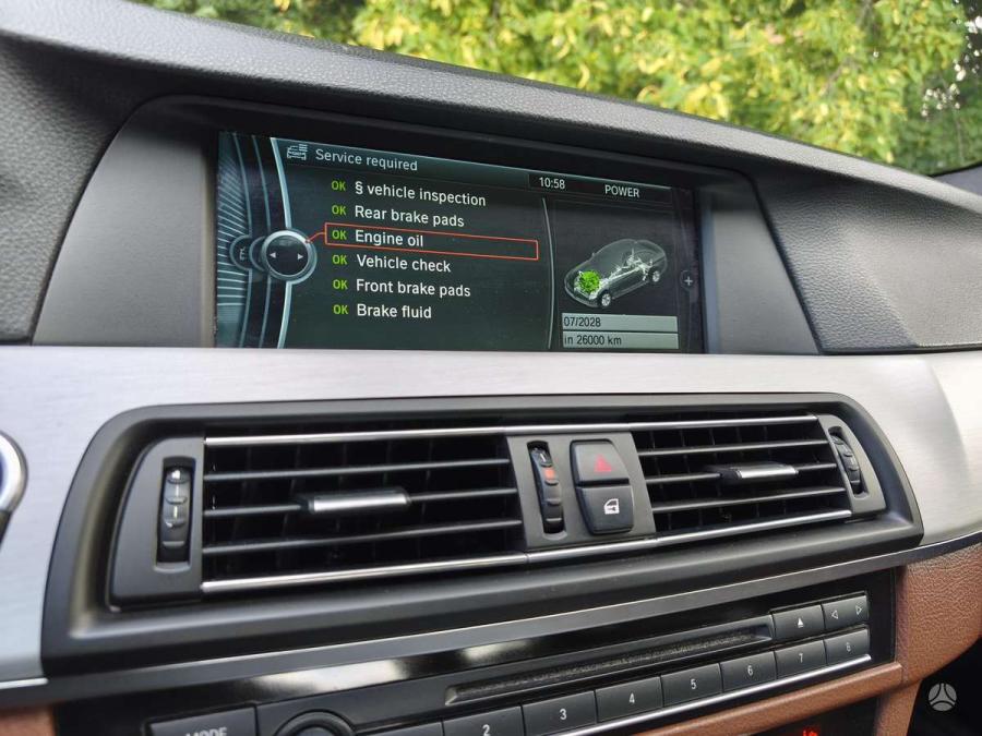 Black BMW 520 2012 in Marijampole, with an engine capacity of 2.00 L and mileage of 280 thousand km for 7999 €, photo 22 on AUTOMOTO.COM.LV