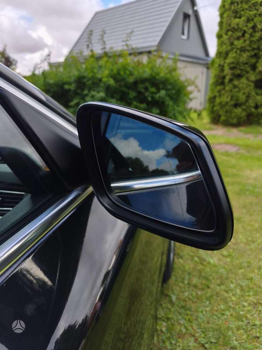Black BMW 520 2012 in Marijampole, with an engine capacity of 2.00 L and mileage of 280 thousand km for 7999 €, photo 30 on AUTOMOTO.COM.LV