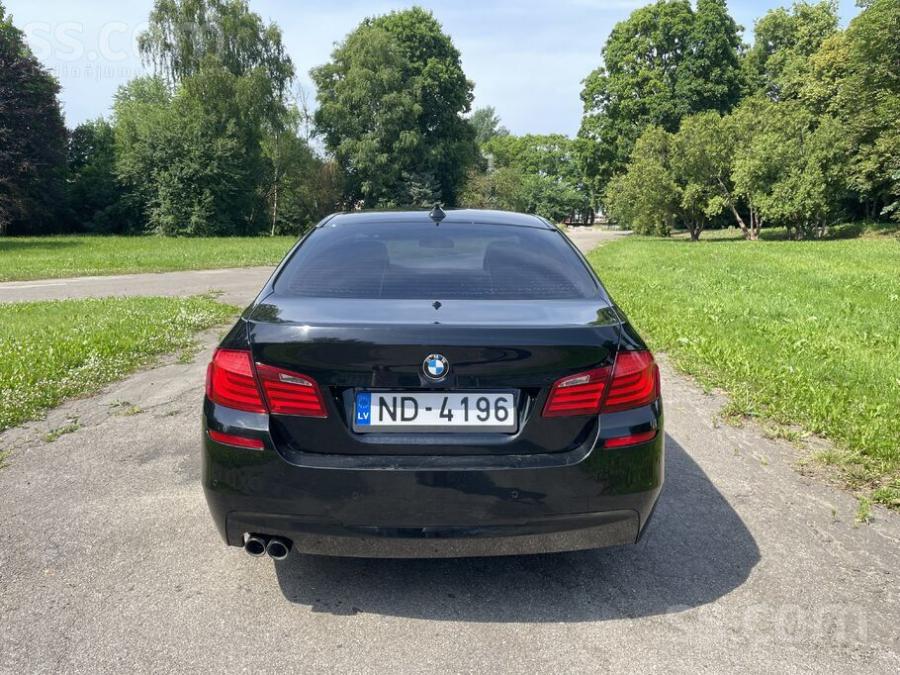 Melns BMW 520 2012 Bauska, ar dzinēja tilpumu 2.00 L un nobraukumu 252 tūkst. km par 10800 €, foto 5 vietnē AUTOMOTO.COM.LV