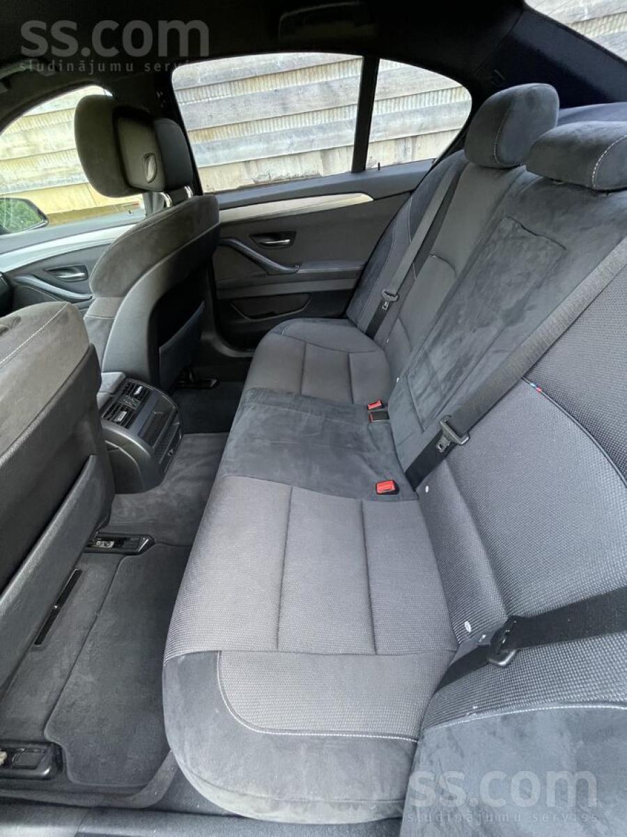 Melns BMW 520 2012 Bauska, ar dzinēja tilpumu 2.00 L un nobraukumu 252 tūkst. km par 10800 €, foto 13 vietnē AUTOMOTO.COM.LV
