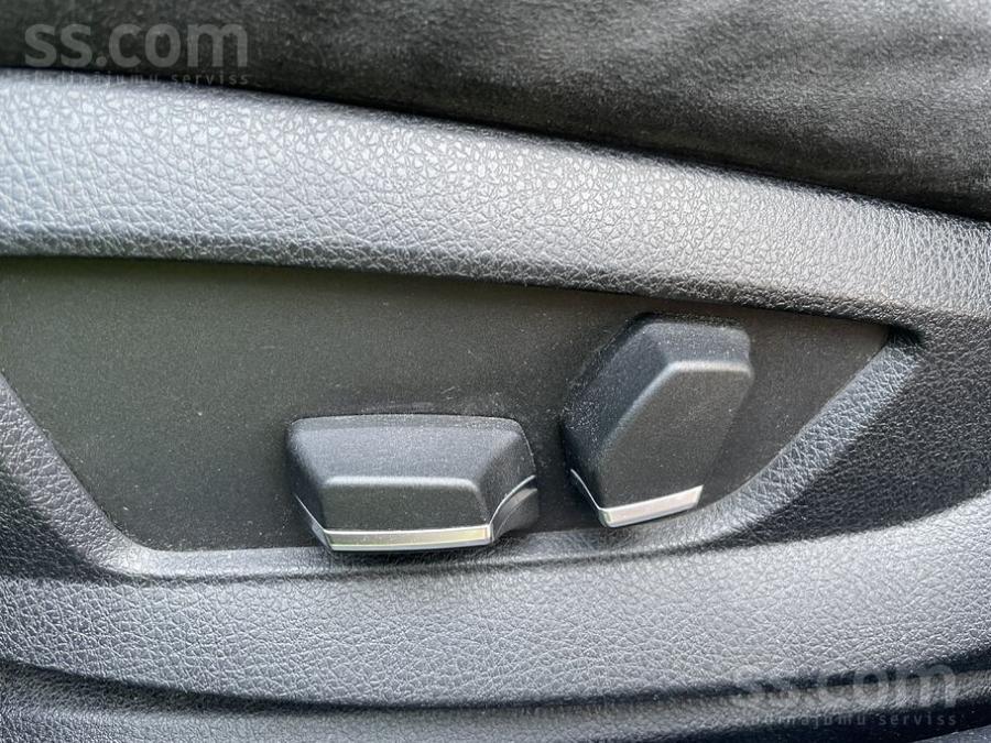 Melns BMW 520 2012 Bauska, ar dzinēja tilpumu 2.00 L un nobraukumu 252 tūkst. km par 10800 €, foto 17 vietnē AUTOMOTO.COM.LV