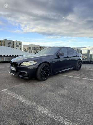 Black BMW 520 2012 in Vilnius, with an engine capacity of 2.00 L and mileage of 330 thousand km for 9100 €, photo 5 on AUTOMOTO.COM.LV