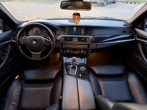Black BMW 520 2012 in Kaunas, with an engine capacity of 2.00 L and mileage of 0 thousand km for 8390 €, photo 19 on AUTOMOTO.COM.LV