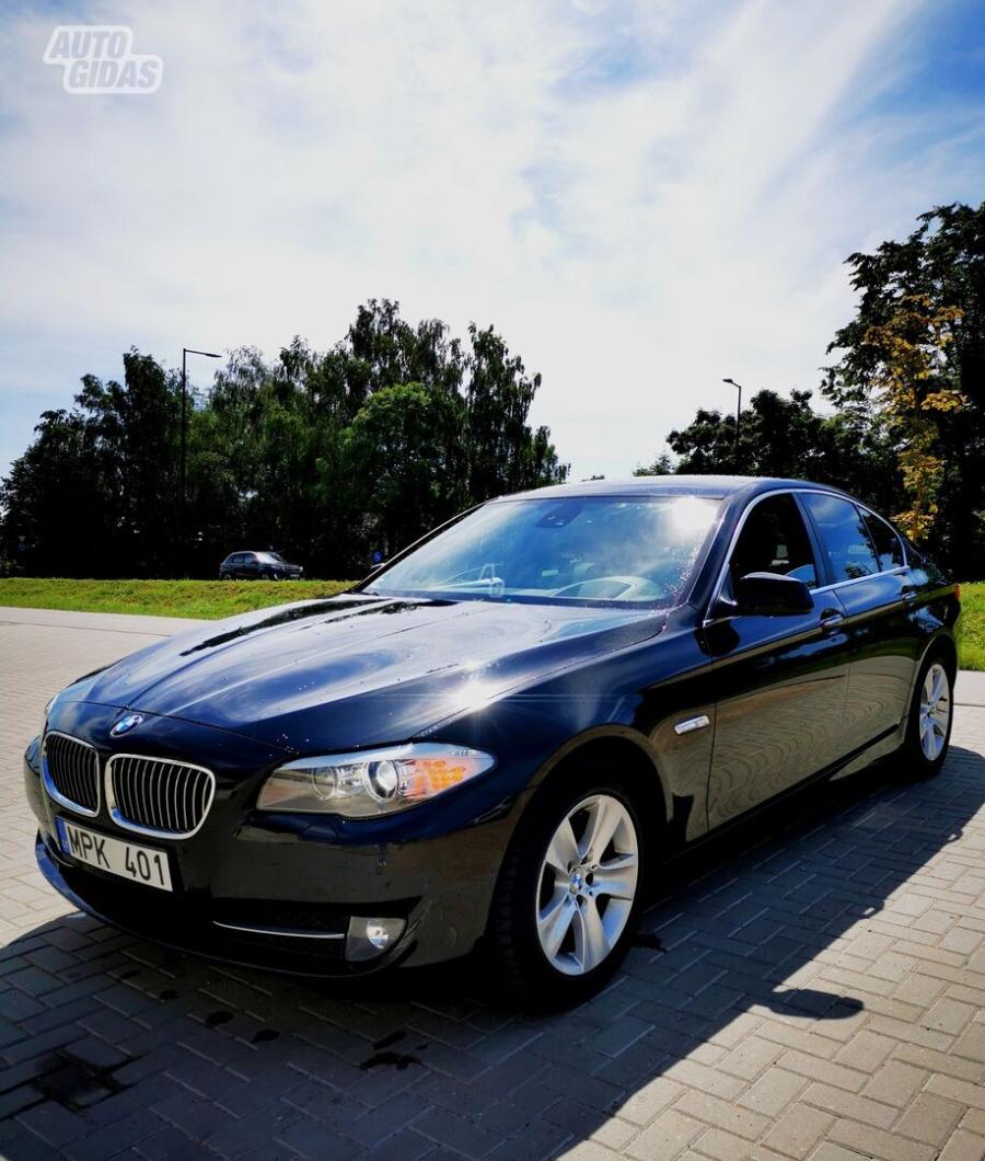 Melns BMW 520 2012 Alīta, ar dzinēja tilpumu 2.00 L un nobraukumu 189 tūkst. km par 8200 €, foto 3 vietnē AUTOMOTO.COM.LV