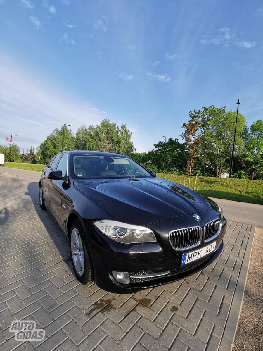 Melns BMW 520 2012 Alīta, ar dzinēja tilpumu 2.00 L un nobraukumu 189 tūkst. km par 8200 €, foto 4 vietnē AUTOMOTO.COM.LV