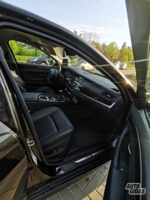 Melns BMW 520 2012 Alīta, ar dzinēja tilpumu 2.00 L un nobraukumu 189 tūkst. km par 8200 €, foto 11 vietnē AUTOMOTO.COM.LV