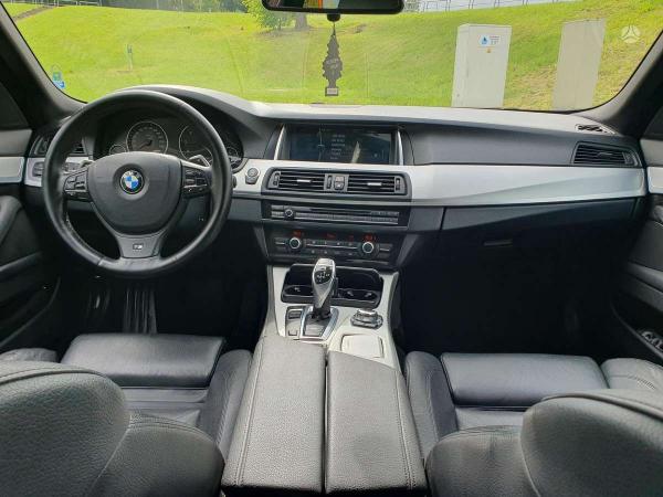 Black BMW 520 2012 in Kaunas, with an engine capacity of 2.00 L and mileage of 343 thousand km for 8800 €, photo 8 on AUTOMOTO.COM.LV