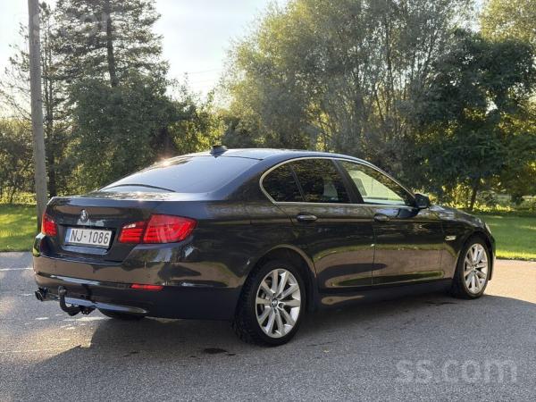 БМВ 520 2012 в Рига на AUTOMOTO.COM.LV Черный БМВ 520 2012 в Рига, объемом двигателя 2.00 л и пробегом 333 тыс. км за 11000 €, фото 3 на AUTOMOTO.COM.LV