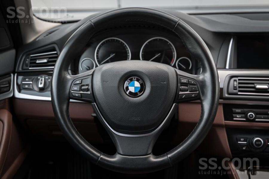 Melns BMW 520 2013 Rīga, ar dzinēja tilpumu 2.00 L un nobraukumu 0 tūkst. km par 9990 €, foto 17 vietnē AUTOMOTO.COM.LV