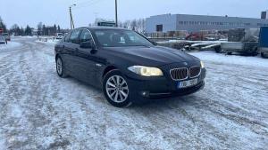 Melns BMW 520 2013 Marijampole, ar dzinēja tilpumu 2.00 L un nobraukumu 180 tūkst. km par 10999 €, foto  vietnē AUTOMOTO.COM.LV